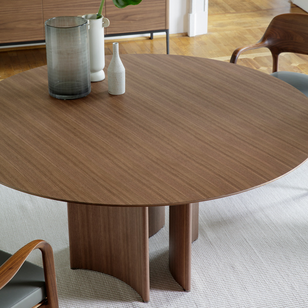 Porada Alan Wood Table